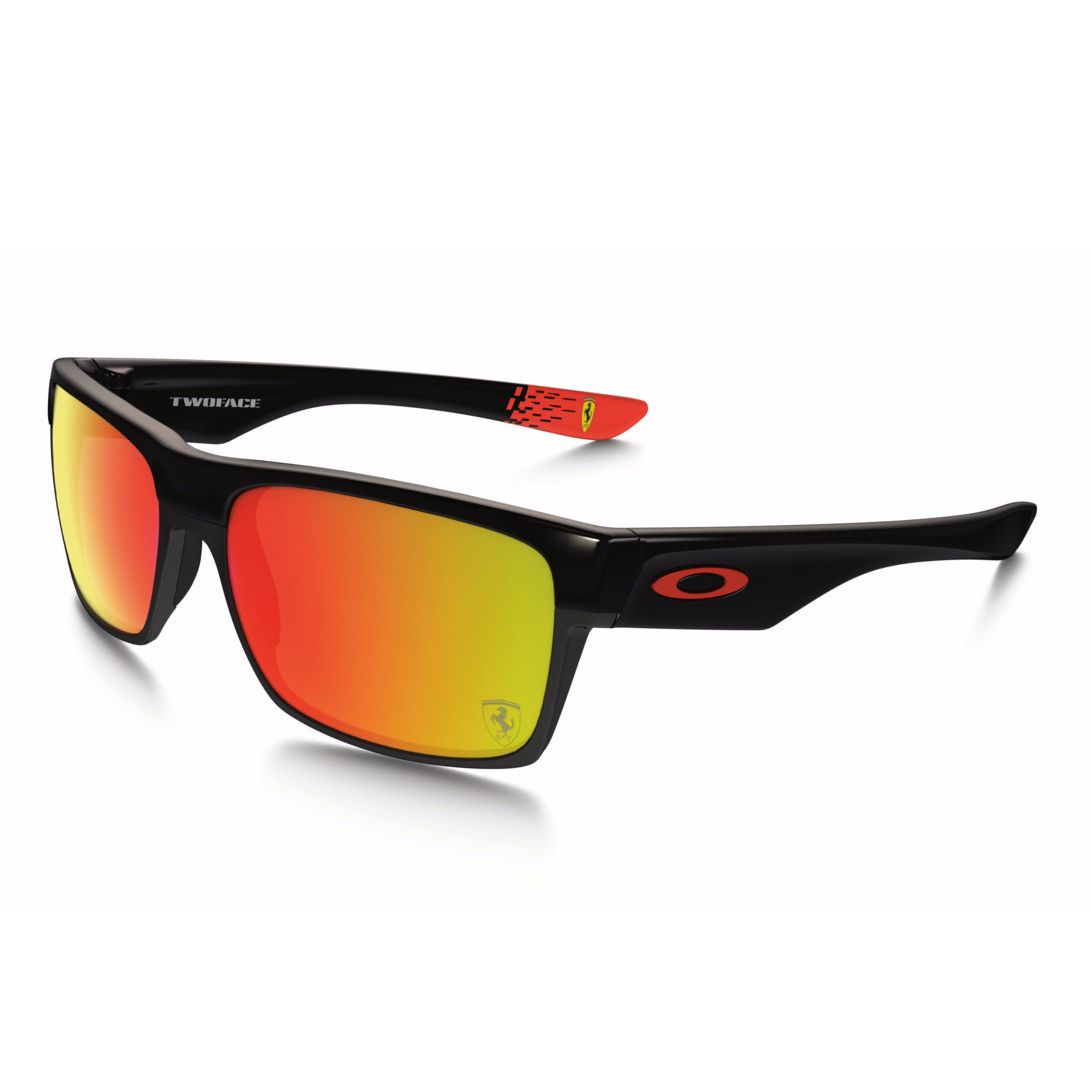 Lunettes de soleil Oakley TWO FACE FERRARI COLLECTION - verres iridium ...